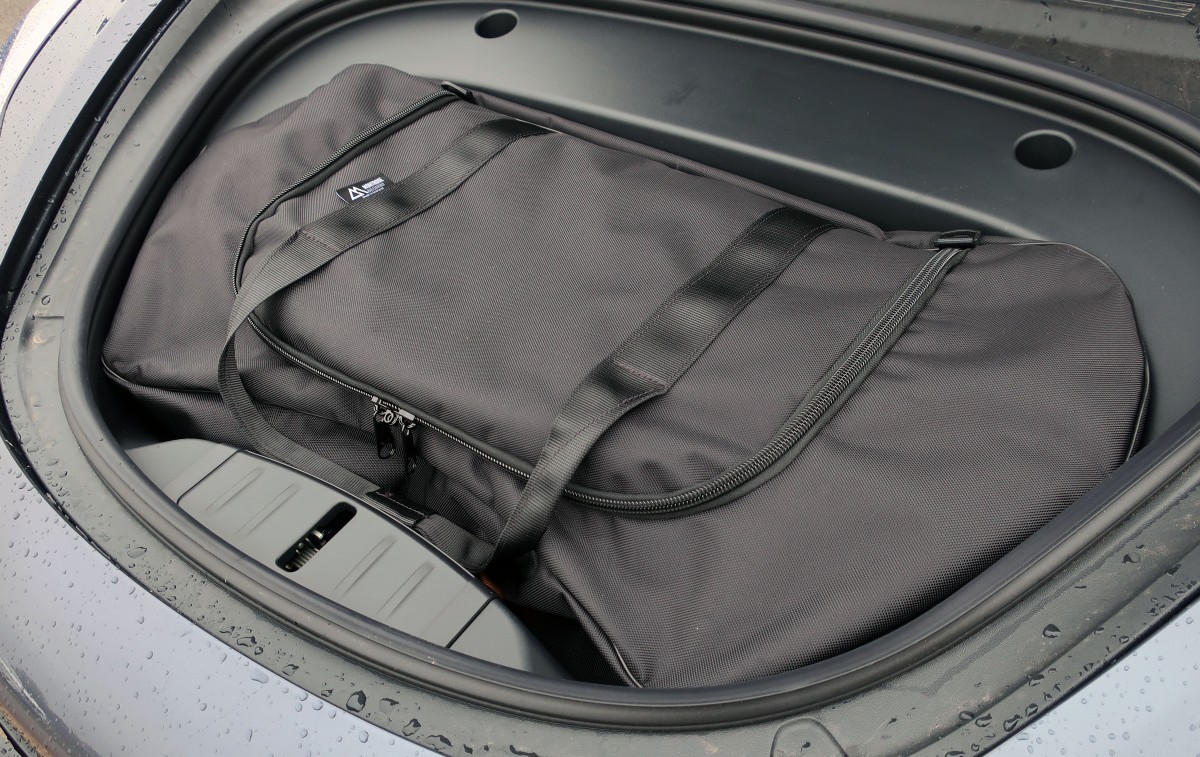 Tesla 2019 Padded Frunk Bag - Montrose Bag Co